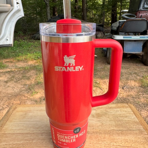 Stanley | Dining | Stanley 3 Stainless Steel H20 Flowstate Quencher ...